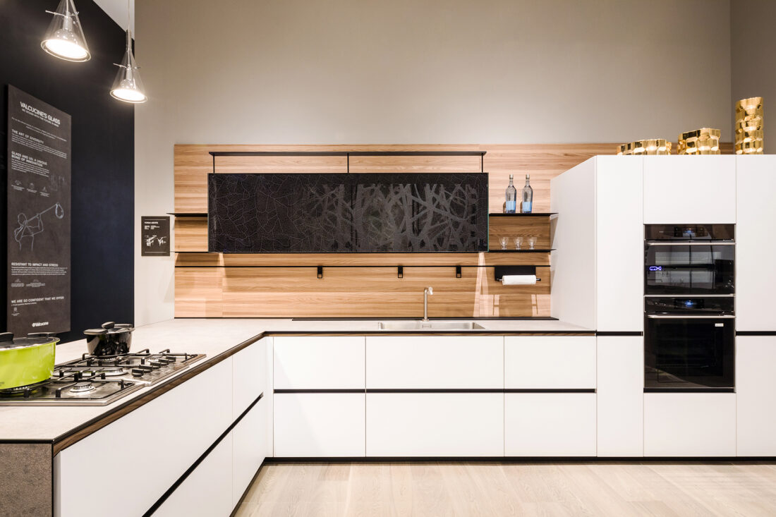 Eleganza e innovazione nel rinnovato showroom di cucine a Ningbo