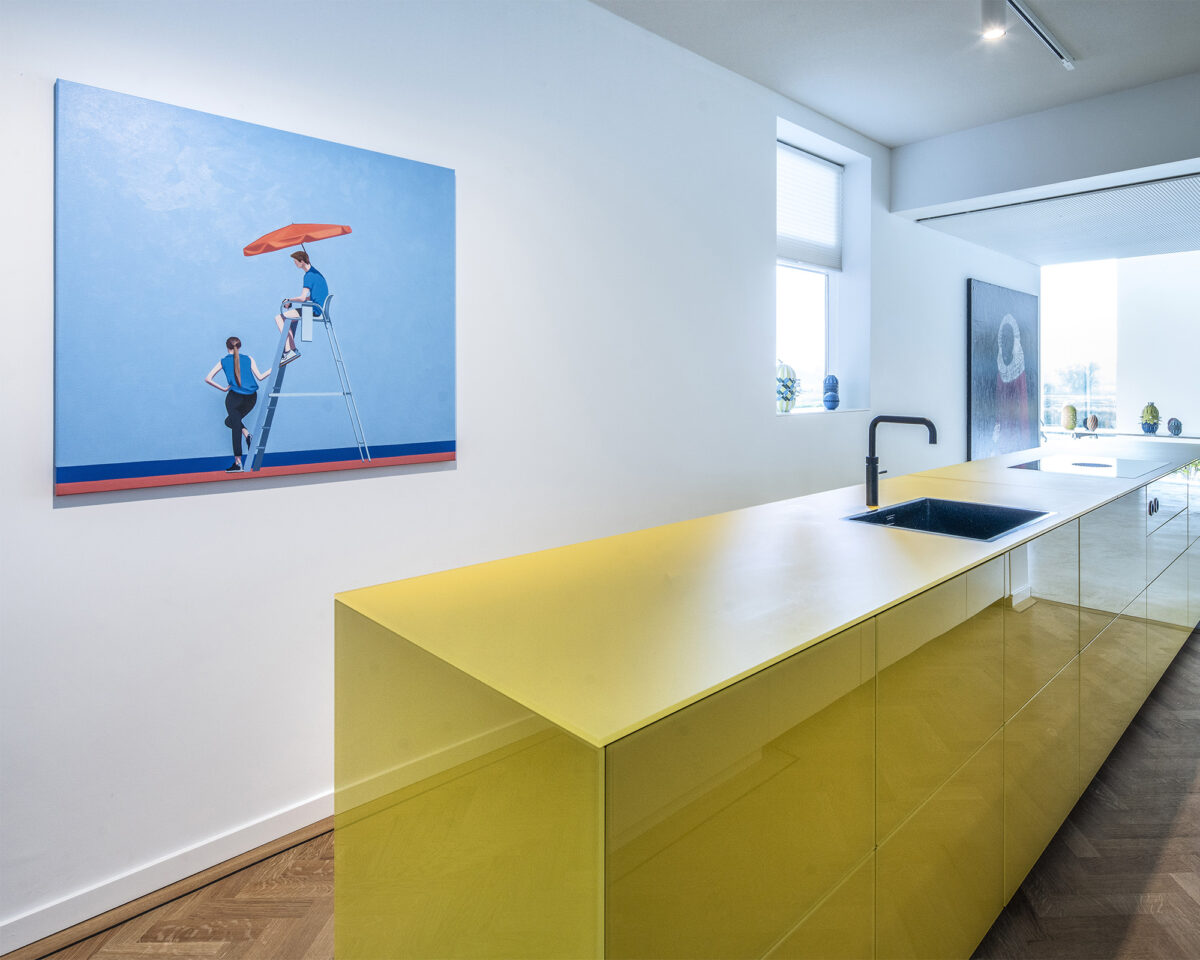 Jan van Hoof Galerie: where minimalist kitchen design meets art