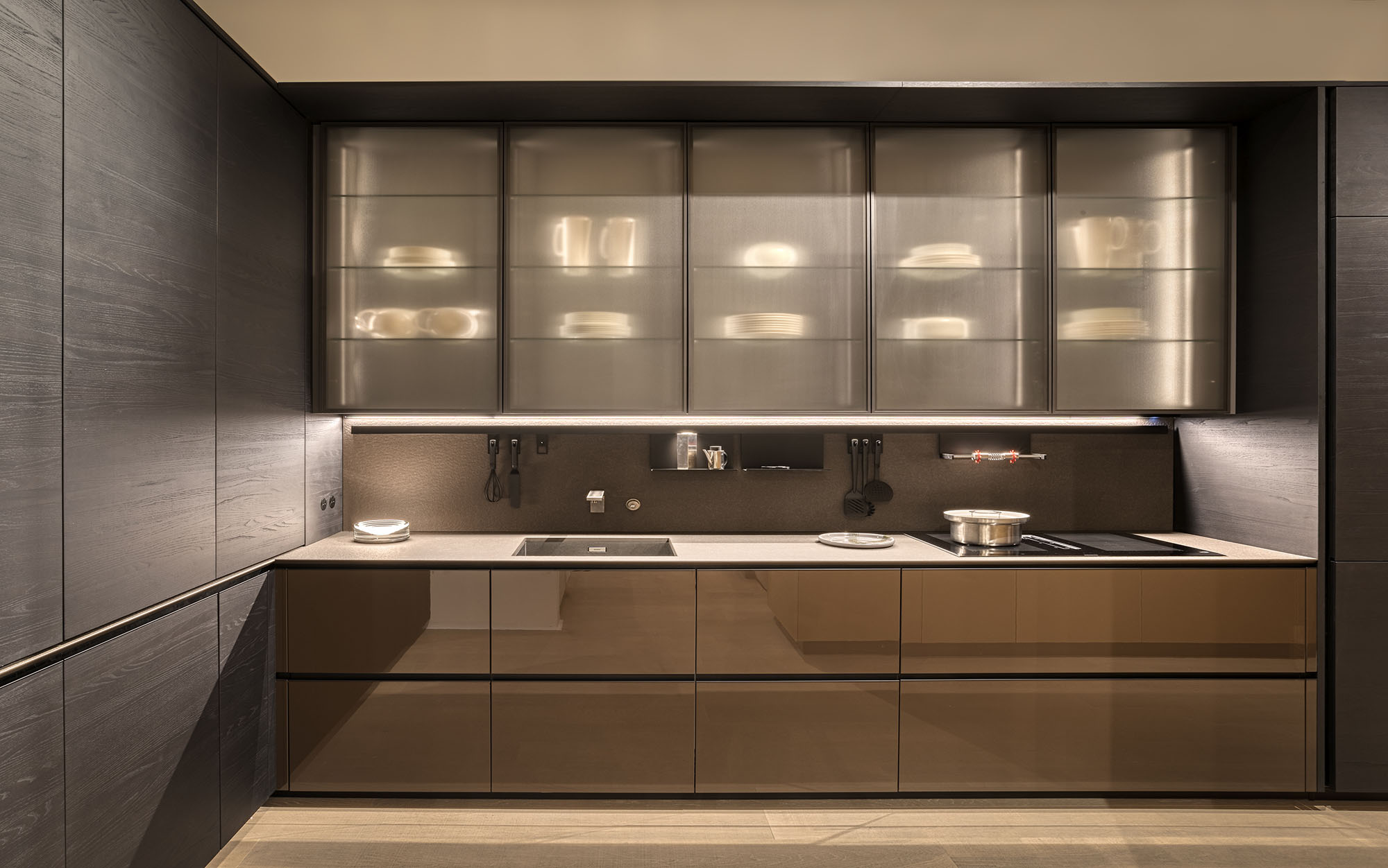 Modern and Fitted Designer Italian Luxury Kitchens